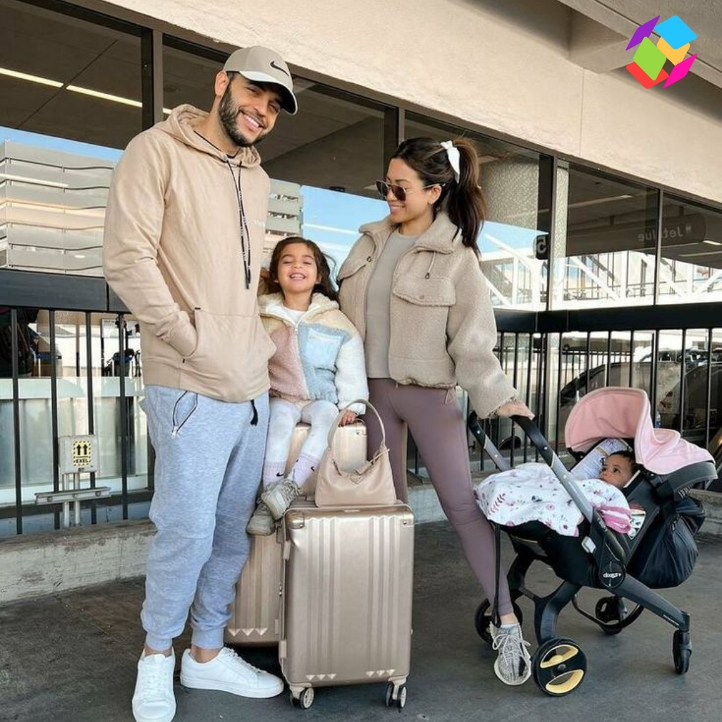 200+ Aunt And Uncle Day Captions Full Of Hugs And Happy Vibes - Snap ... 200+ Aunt And Uncle Day Captions Full Of Hugs And Happy Vibes - Snap ...