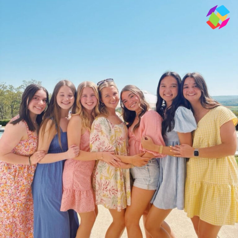 200+ Caption For Instagram For Friends to Share Memories Together